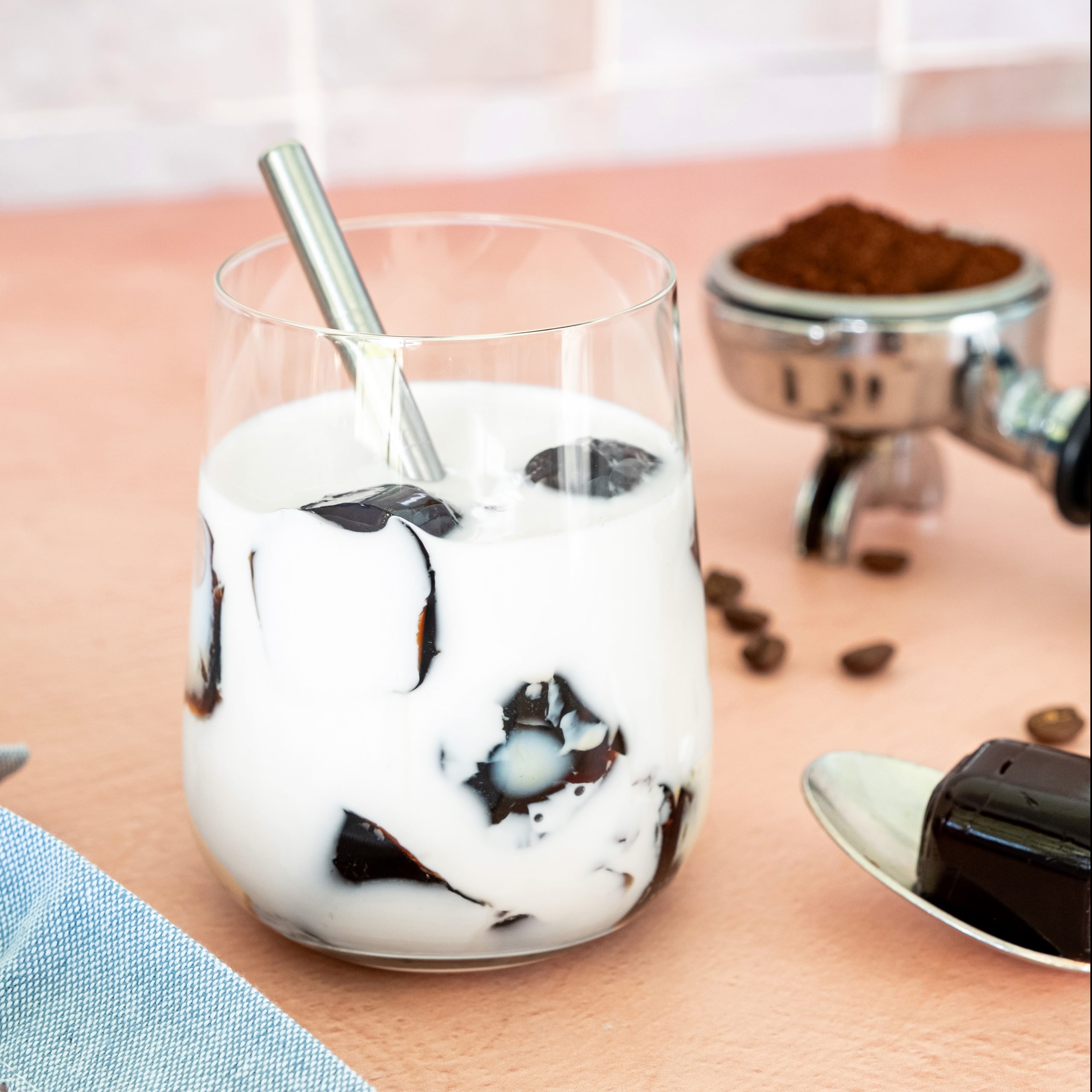 Delicate Iced Coffee Cubes - Davis Gelatine